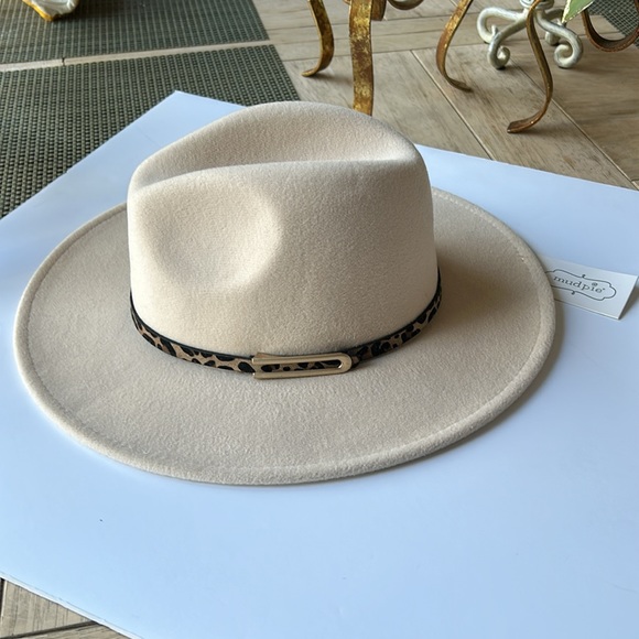 Mud Pie | Accessories | Nwt Mudpie Cream Color Adjustable Wide Brim Hat ...